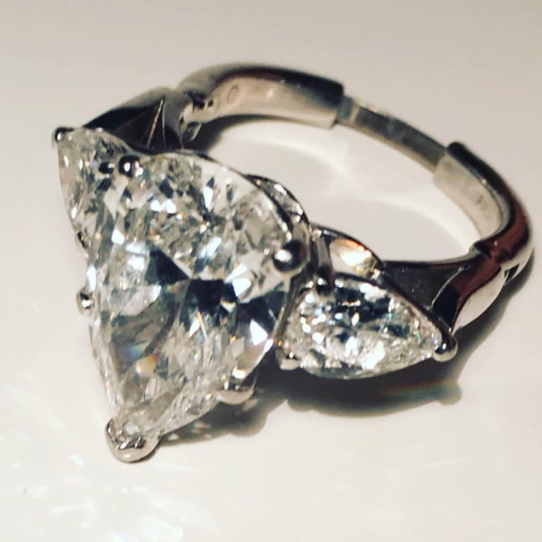 CLIQ; Fitting rings over enlarged knuckles - Jeff Walters Jewellers